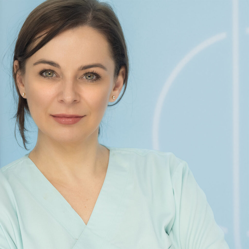 Dr. Julia Obermeyer | Implantologie & ästhetische Chirurgie
